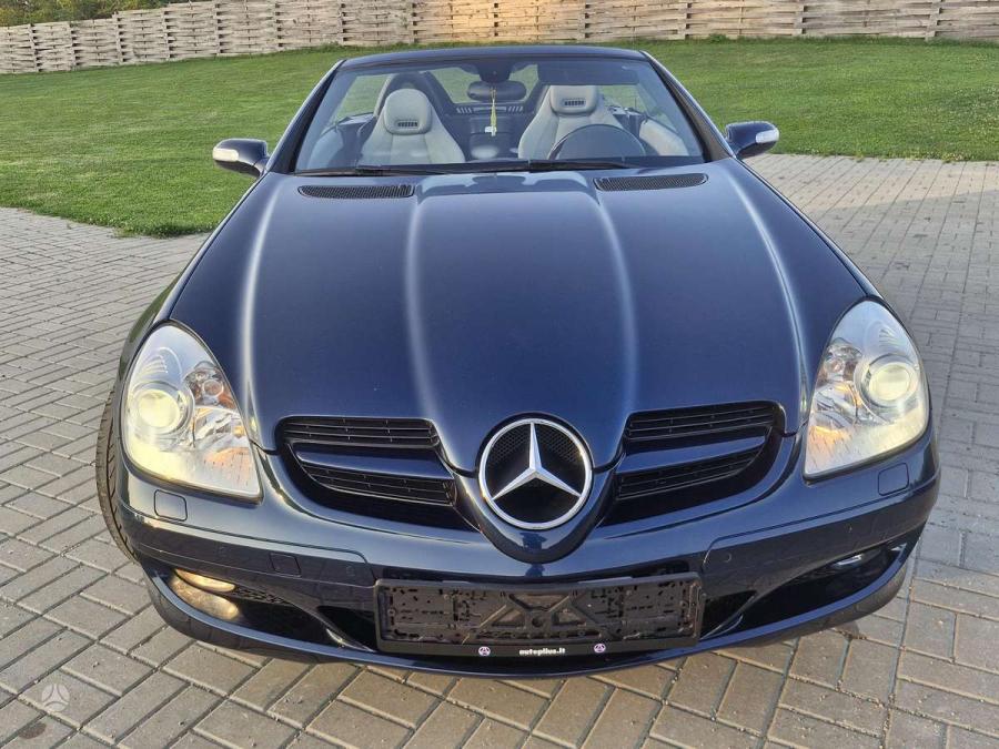 Blue Mercedes-Benz SLK 350 2005 in Vilnius, with an engine capacity of 3.50 L and mileage of 250 thousand km for 7900 €, photo 7 on AUTOMOTO.COM.LV