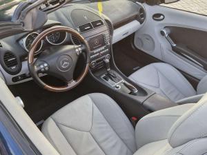 Blue Mercedes-Benz SLK 350 2005 in Vilnius, with an engine capacity of 3.50 L and mileage of 250 thousand km for 7900 €, photo 9 on AUTOMOTO.COM.LV