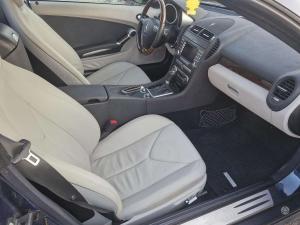 Blue Mercedes-Benz SLK 350 2005 in Vilnius, with an engine capacity of 3.50 L and mileage of 250 thousand km for 7900 €, photo 18 on AUTOMOTO.COM.LV