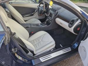 Blue Mercedes-Benz SLK 350 2005 in Vilnius, with an engine capacity of 3.50 L and mileage of 250 thousand km for 7900 €, photo 19 on AUTOMOTO.COM.LV