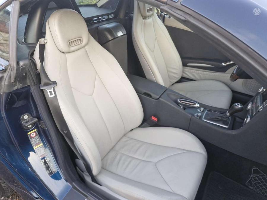 Blue Mercedes-Benz SLK 350 2005 in Vilnius, with an engine capacity of 3.50 L and mileage of 250 thousand km for 7900 €, photo 20 on AUTOMOTO.COM.LV
