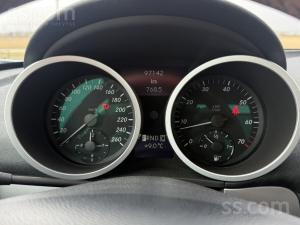 Zils Mercedes-Benz SLK 350 2005 Liepāja, ar dzinēja tilpumu 3.50 L un nobraukumu 97 tūkst. km par 12900 €, foto 17 vietnē AUTOMOTO.COM.LV