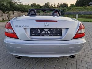 Grey Mercedes-Benz SLK 350 2005 in Vilnius, with an engine capacity of 3.50 L and mileage of 230 thousand km for 7900 €, photo 6 on AUTOMOTO.COM.LV