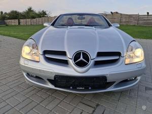 Grey Mercedes-Benz SLK 350 2005 in Vilnius, with an engine capacity of 3.50 L and mileage of 230 thousand km for 7900 €, photo 11 on AUTOMOTO.COM.LV