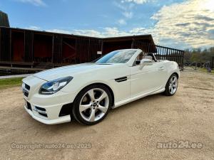 White Mercedes-Benz SLK 350 2011 in Viljandi, with an engine capacity of 3.50 L and mileage of 175 thousand km for 19900 €, photo 4 on AUTOMOTO.COM.LV