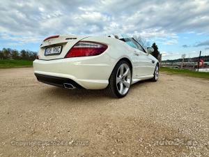 White Mercedes-Benz SLK 350 2011 in Viljandi, with an engine capacity of 3.50 L and mileage of 175 thousand km for 19900 €, photo 23 on AUTOMOTO.COM.LV