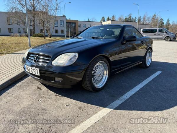 Black Mercedes-Benz SLK-Class 1999 in Tallinn, with an engine capacity of 2.30 L and mileage of 250 thousand km for 5900 €, photo 3 on AUTOMOTO.COM.LV