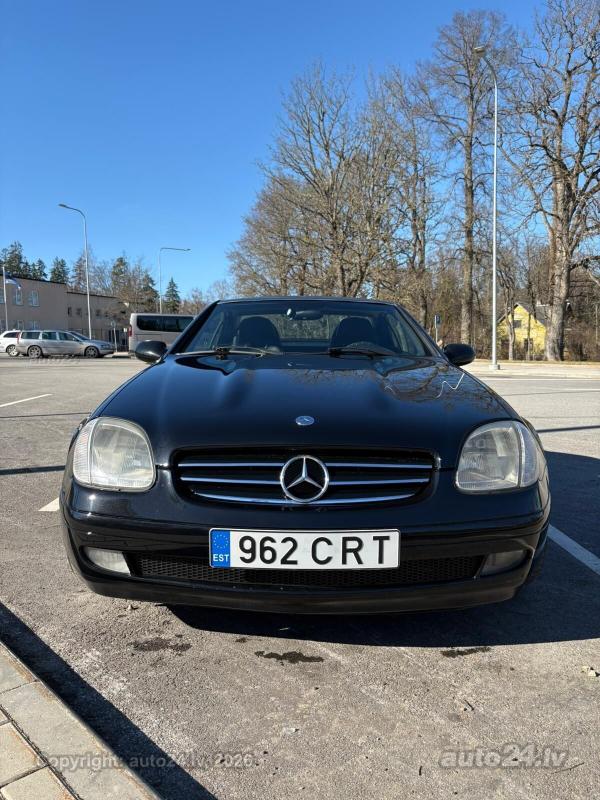 Black Mercedes-Benz SLK-Class 1999 in Tallinn, with an engine capacity of 2.30 L and mileage of 250 thousand km for 5900 €, photo 10 on AUTOMOTO.COM.LV