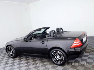 Black Mercedes-Benz SLK-Class 1999 in Tallinn, with an engine capacity of 2.00 L and mileage of 279 thousand km for 2499 €, photo 5 on AUTOMOTO.COM.LV