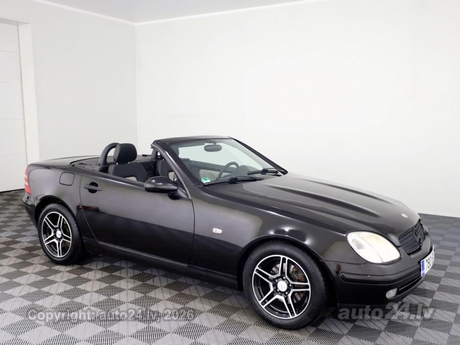 Black Mercedes-Benz SLK-Class 1999 in Tallinn, with an engine capacity of 2.00 L and mileage of 279 thousand km for 2499 €, photo 1 on AUTOMOTO.COM.LV