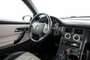 Black Mercedes-Benz SLK-Class 1999 in Tallinn, with an engine capacity of 2.00 L and mileage of 279 thousand km for 2499 €, photo 8 on AUTOMOTO.COM.LV