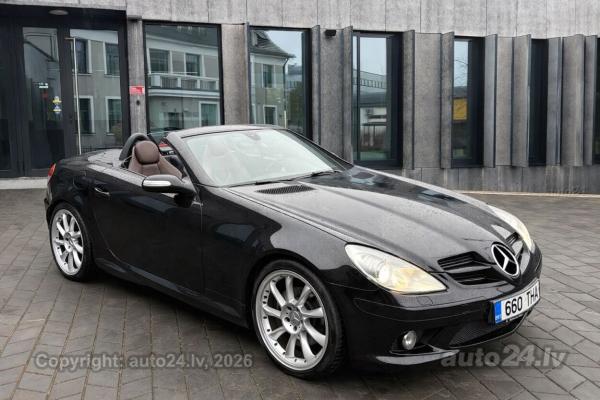 Black Mercedes-Benz SLK-Class 2006 in Rapla, with an engine capacity of 3.00 L and mileage of 140 thousand km for 9499 €, photo 4 on AUTOMOTO.COM.LV