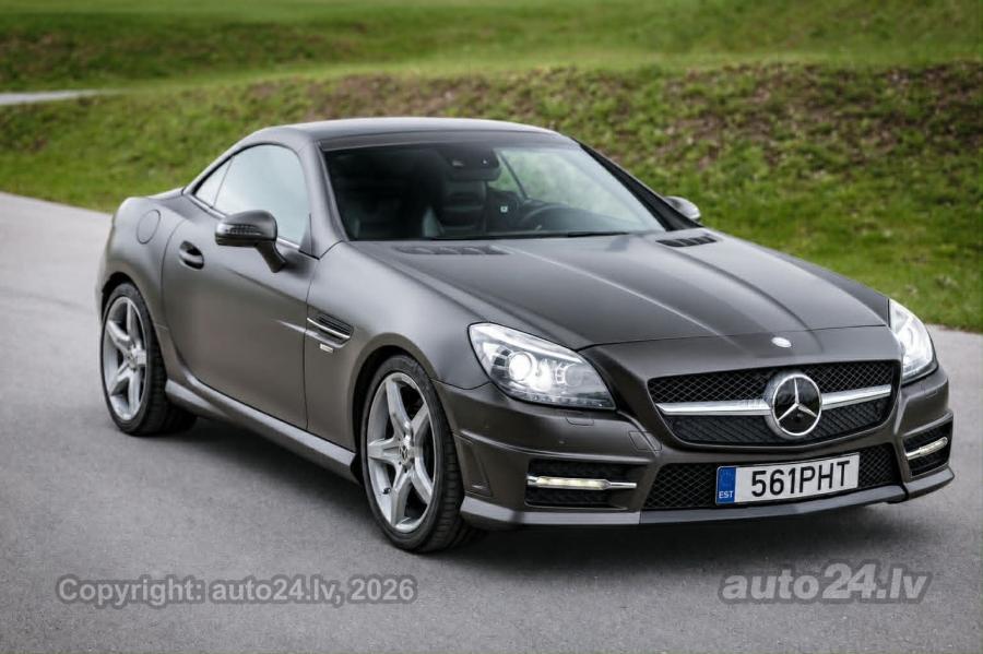 Melns Mercedes-Benz SLK-Class 2011 Tallina, ar dzinēja tilpumu 3.50 L un nobraukumu 275 tūkst. km par 12990 €, foto 1 vietnē AUTOMOTO.COM.LV