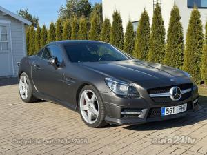 Melns Mercedes-Benz SLK-Class 2011 Tallina, ar dzinēja tilpumu 3.50 L un nobraukumu 275 tūkst. km par 12990 €, foto 3 vietnē AUTOMOTO.COM.LV