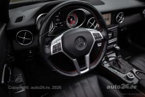 Melns Mercedes-Benz SLK-Class 2011 Tallina, ar dzinēja tilpumu 3.50 L un nobraukumu 275 tūkst. km par 12990 €, foto 11 vietnē AUTOMOTO.COM.LV