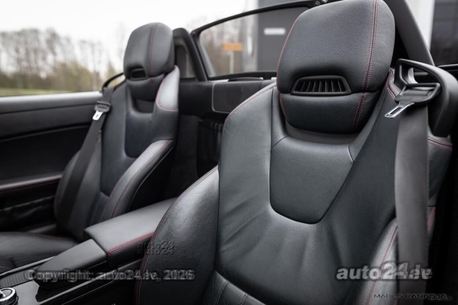 Melns Mercedes-Benz SLK-Class 2011 Tallina, ar dzinēja tilpumu 3.50 L un nobraukumu 275 tūkst. km par 12990 €, foto 13 vietnē AUTOMOTO.COM.LV