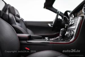 Melns Mercedes-Benz SLK-Class 2011 Tallina, ar dzinēja tilpumu 3.50 L un nobraukumu 275 tūkst. km par 12990 €, foto 17 vietnē AUTOMOTO.COM.LV