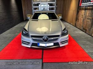 Melns Mercedes-Benz SLK-Class 2011 Tallina, ar dzinēja tilpumu 3.50 L un nobraukumu 275 tūkst. km par 12990 €, foto 21 vietnē AUTOMOTO.COM.LV