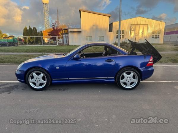 Blue Mercedes-Benz SLK-Class 1997 in Tallinn, with an engine capacity of 2.30 L and mileage of 128 thousand km for 10000 €, photo 11 on AUTOMOTO.COM.LV