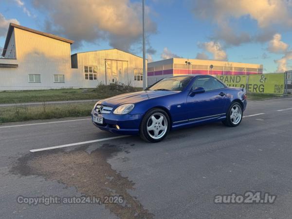 Zils Mercedes-Benz SLK-Class 1997 Tallina, ar dzinēja tilpumu 2.30 L un nobraukumu 128 tūkst. km par 10000 €, foto 1 vietnē AUTOMOTO.COM.LV