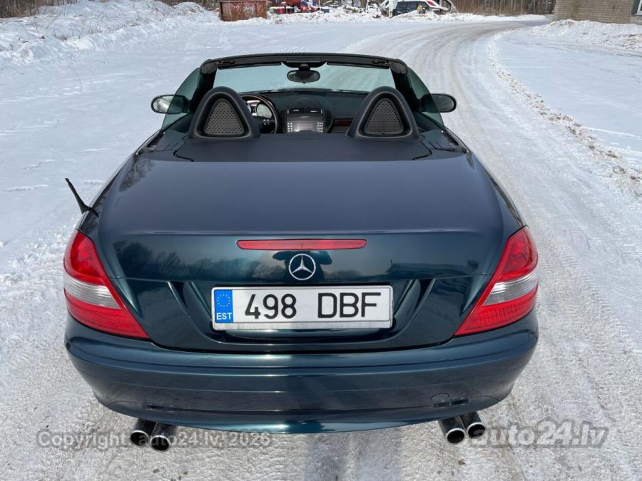 Zils Mercedes-Benz SLK-Class 2004 Pērnava, ar dzinēja tilpumu 3.50 L un nobraukumu 279 tūkst. km par 6000 €, foto 4 vietnē AUTOMOTO.COM.LV