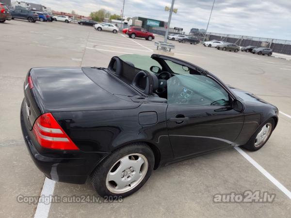 Mercedes-Benz SLK-Class 1997 in Tallinn, with an engine capacity of 2.30 L and mileage of 253 thousand km for 5555 €, photo 8 on AUTOMOTO.COM.LV