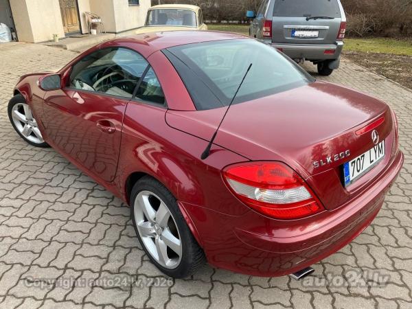 Mercedes-Benz SLK-Class 2004 Tallina, ar dzinēja tilpumu 1.80 L un nobraukumu 108 tūkst. km par 9500 €, foto 4 vietnē AUTOMOTO.COM.LV