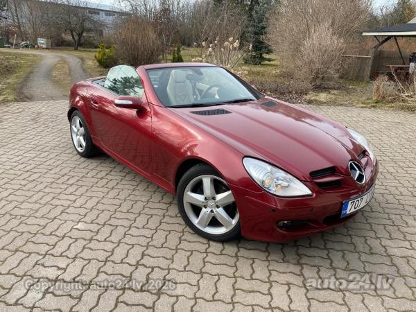 Mercedes-Benz SLK-Class 2004 Tallina, ar dzinēja tilpumu 1.80 L un nobraukumu 108 tūkst. km par 9500 €, foto 5 vietnē AUTOMOTO.COM.LV