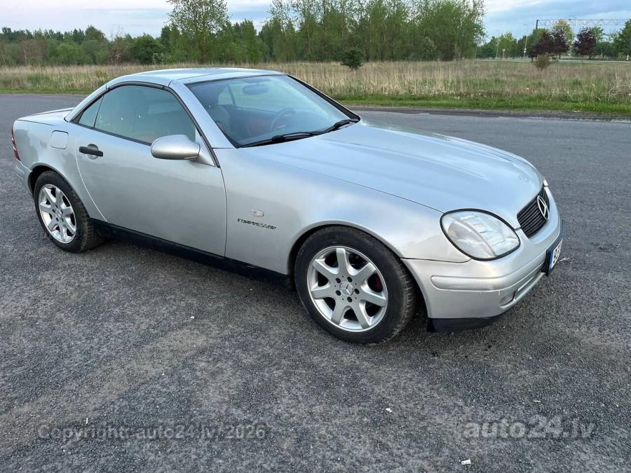 Grey Mercedes-Benz SLK-Class 1997 in Tallinn, with an engine capacity of 2.30 L and mileage of 298 thousand km for 5790 €, photo 8 on AUTOMOTO.COM.LV