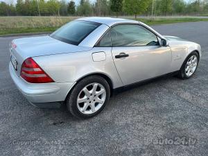 Grey Mercedes-Benz SLK-Class 1997 in Tallinn, with an engine capacity of 2.30 L and mileage of 298 thousand km for 5790 €, photo 10 on AUTOMOTO.COM.LV