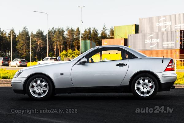 Grey Mercedes-Benz SLK-Class 1997 in Tallinn, with an engine capacity of 2.00 L and mileage of 93 thousand km for 3400 €, photo 3 on AUTOMOTO.COM.LV