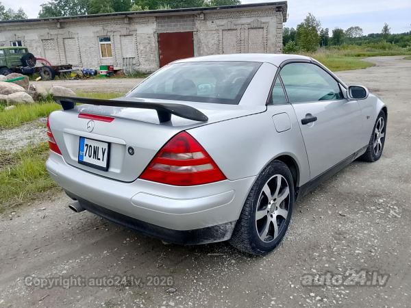 Grey Mercedes-Benz SLK-Class 1997 in Tallinn, with an engine capacity of 2.00 L and mileage of 175 thousand km for 2300 €, photo 4 on AUTOMOTO.COM.LV