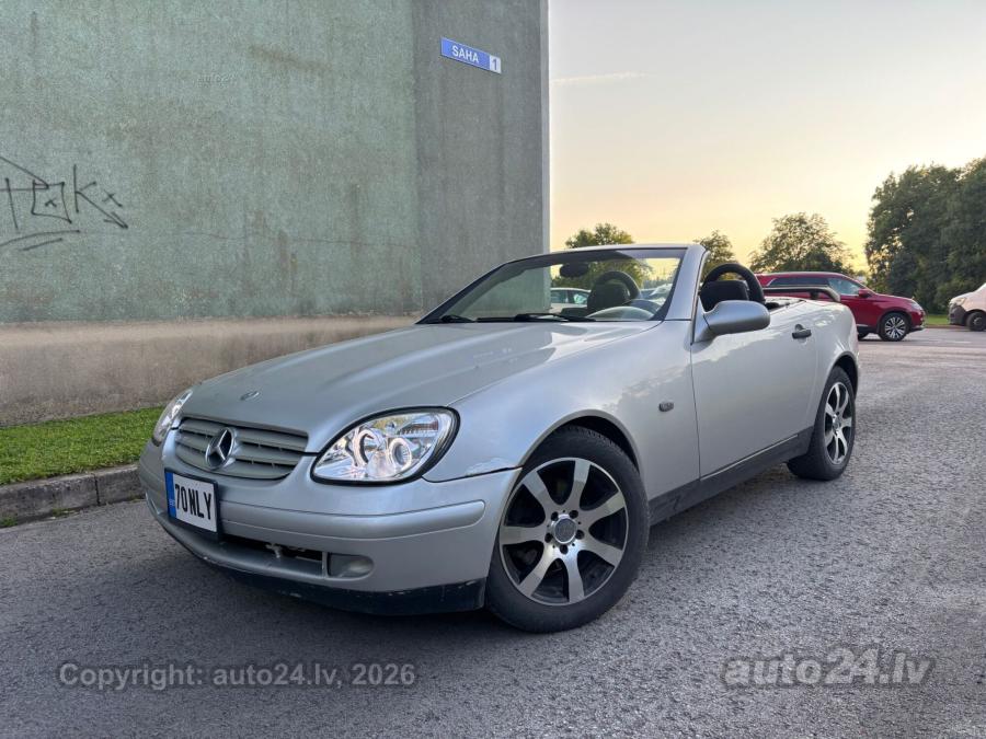 Grey Mercedes-Benz SLK-Class 1997 in Tallinn, with an engine capacity of 2.00 L and mileage of 175 thousand km for 2299 €, photo 4 on AUTOMOTO.COM.LV