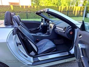 Grey Mercedes-Benz SLK-Class 2005 in Tallinn, with an engine capacity of 3.50 L and mileage of 267 thousand km for 6900 €, photo 9 on AUTOMOTO.COM.LV