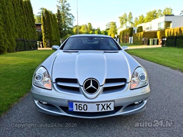 Серый Мерседес СЛК-Класс 2005 в Таллин, объемом двигателя 3.50 л и пробегом 267 тыс. км за 8900 €, фото 7 на AUTOMOTO.COM.LV