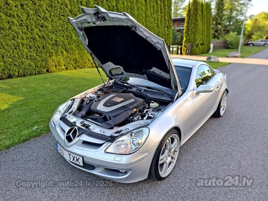 Pelēks Mercedes-Benz SLK-Class 2005 Tallina, ar dzinēja tilpumu 3.50 L un nobraukumu 267 tūkst. km par 8900 €, foto 30 vietnē AUTOMOTO.COM.LV