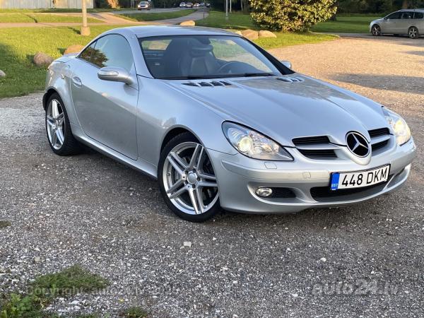 Pelēks Mercedes-Benz SLK-Class 2007 Tallina, ar dzinēja tilpumu 3.00 L un nobraukumu 13 tūkst. km par 11990 €, foto 5 vietnē AUTOMOTO.COM.LV