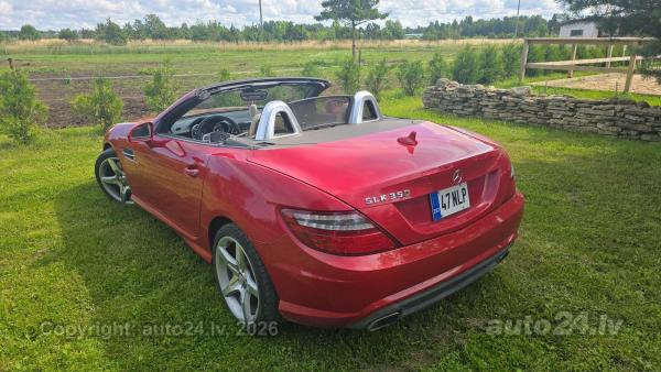 Red Mercedes-Benz SLK-Class 2011 in Tallinn, with an engine capacity of 3.50 L and mileage of 124 thousand km for 11900 €, photo 6 on AUTOMOTO.COM.LV