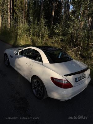 White Mercedes-Benz SLK-Class 2012 in Tallinn, with an engine capacity of 1.80 L and mileage of 110 thousand km for 18000 €, photo 6 on AUTOMOTO.COM.LV