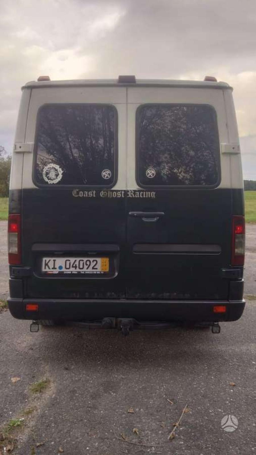 Melns Mercedes-Benz Sprinter 2000 Klaipėda, ar dzinēja tilpumu 2.20 L un nobraukumu 60 tūkst. km par 4250 €, foto 3 vietnē AUTOMOTO.COM.LV