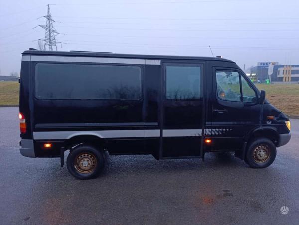 Black Mercedes-Benz Sprinter 2001 in Vilnius, with an engine capacity of 2.70 L and mileage of 268 thousand km for 6500 €, photo 5 on AUTOMOTO.COM.LV
