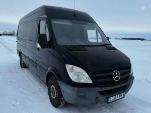 Black Mercedes-Benz Sprinter 2007 in Panevezys, with an engine capacity of 2.20 L and mileage of 300 thousand km for 3600 €, photo 2 on AUTOMOTO.COM.LV