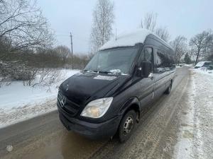 Melns Mercedes-Benz Sprinter 2007 Viļņa, ar dzinēja tilpumu 2.20 L un nobraukumu 295 tūkst. km par 6200 €, foto  vietnē AUTOMOTO.COM.LV