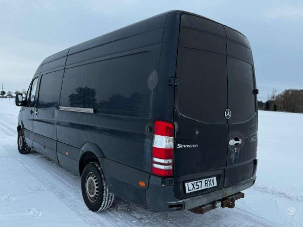 Black Mercedes-Benz Sprinter 2007 in Panevezys, with an engine capacity of 2.20 L and mileage of 300 thousand km for 3500 €, photo 4 on AUTOMOTO.COM.LV