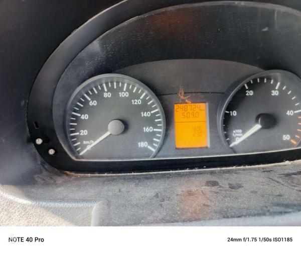 Melns Mercedes-Benz Sprinter 2007 Klaipėda, ar dzinēja tilpumu 2.70 L un nobraukumu 249 tūkst. km par 3999 €, foto 5 vietnē AUTOMOTO.COM.LV