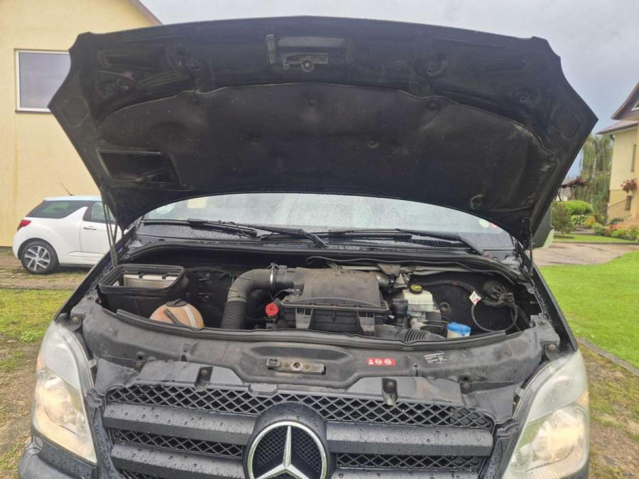 Black Mercedes-Benz Sprinter 2011 in Taurage, with an engine capacity of 2.20 L and mileage of 300 thousand km for 5500 €, photo 12 on AUTOMOTO.COM.LV