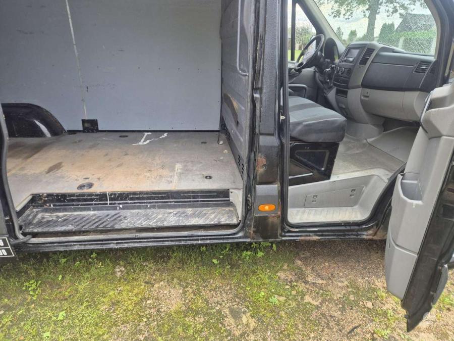 Black Mercedes-Benz Sprinter 2011 in Taurage, with an engine capacity of 2.20 L and mileage of 300 thousand km for 5500 €, photo 14 on AUTOMOTO.COM.LV