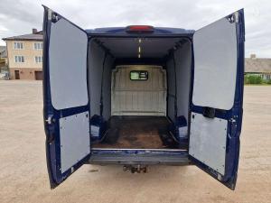 Black Mercedes-Benz Sprinter 2011 in Taurage, with an engine capacity of 2.20 L and mileage of 300 thousand km for 5500 €, photo 15 on AUTOMOTO.COM.LV