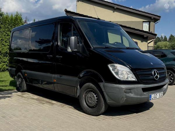 Melns Mercedes-Benz Sprinter 2012 Kauņa, ar dzinēja tilpumu 2.20 L un nobraukumu 209 tūkst. km par 6000 €, foto 1 vietnē AUTOMOTO.COM.LV