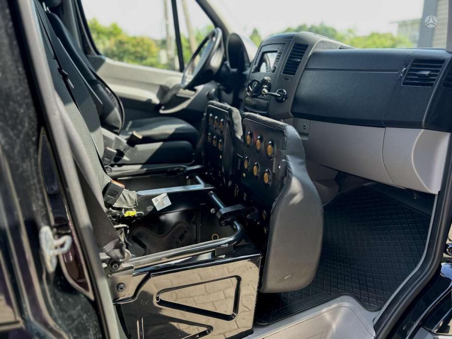 Melns Mercedes-Benz Sprinter 2012 Kauņa, ar dzinēja tilpumu 2.20 L un nobraukumu 209 tūkst. km par 6000 €, foto 10 vietnē AUTOMOTO.COM.LV